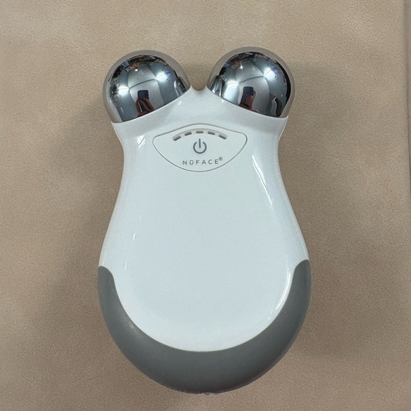 NuFace | Skincare | Nuface Mini White And Gray Microcurrent Device ...